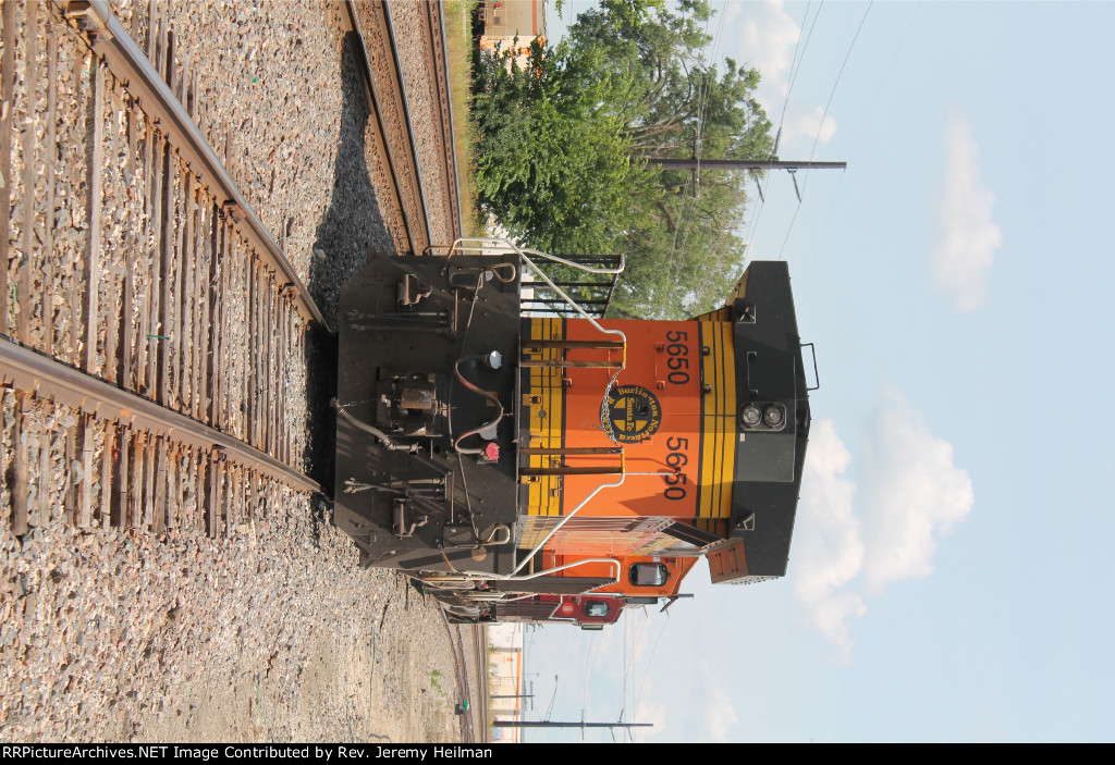 BNSF 5650 & CP 9515 (1)